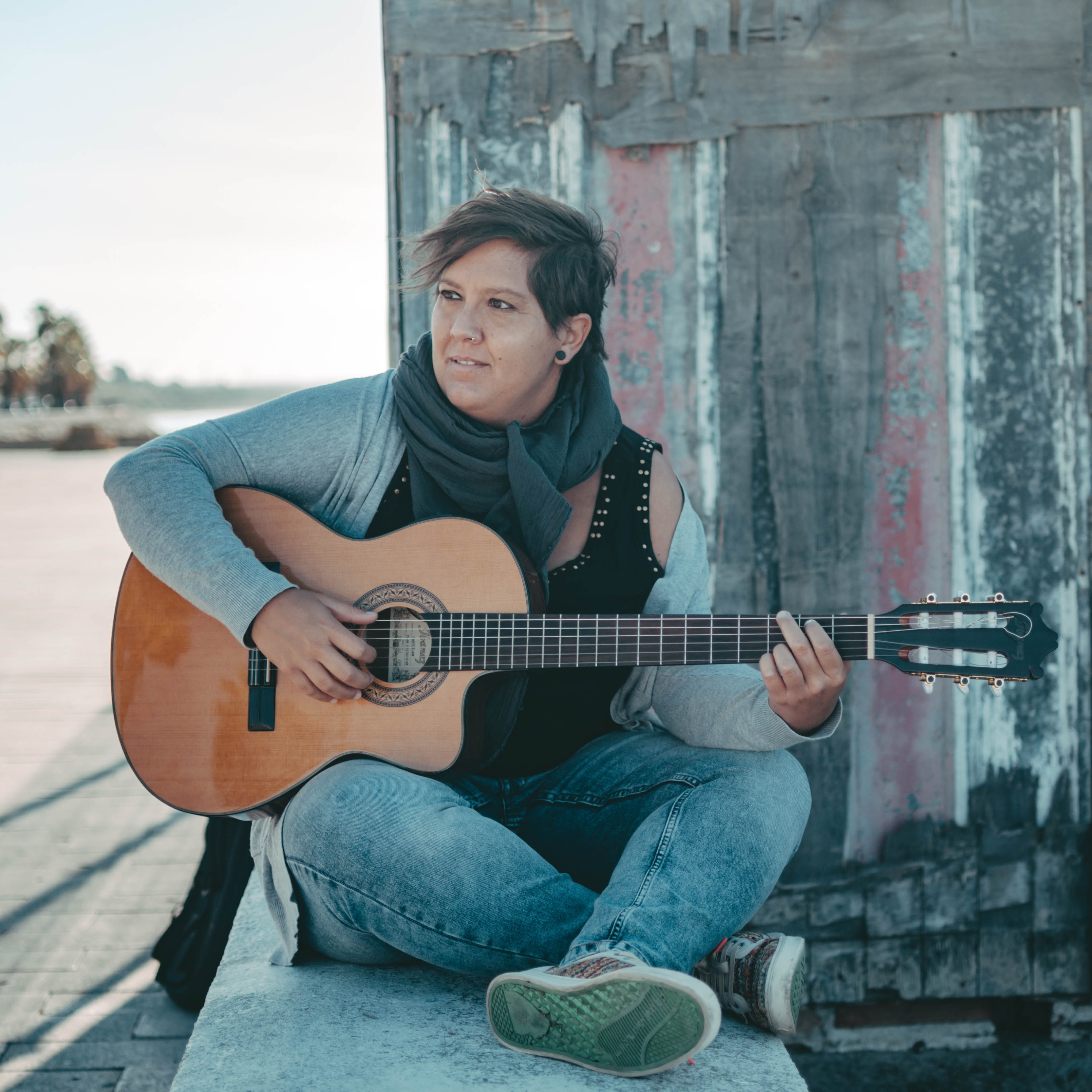 Silvia Bouzo - Cantautora - Serendipia